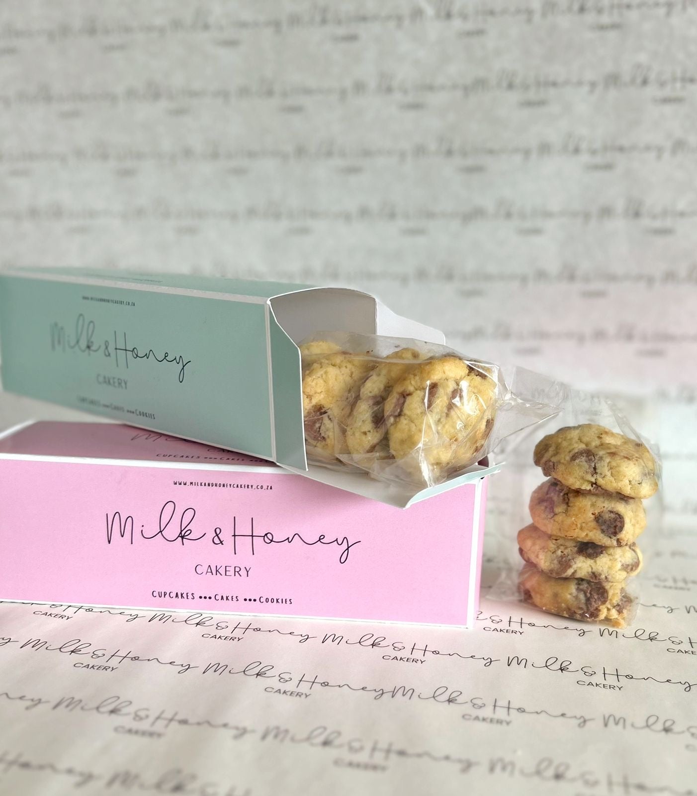 Classic Choc chip Cookie Box – Milk&HoneyCakery